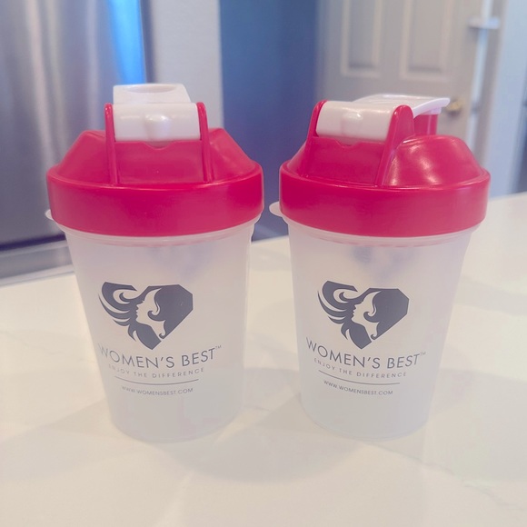 Womens Best | Kitchen | 2 Set Of Womens Best Shaker Cups | Poshmark